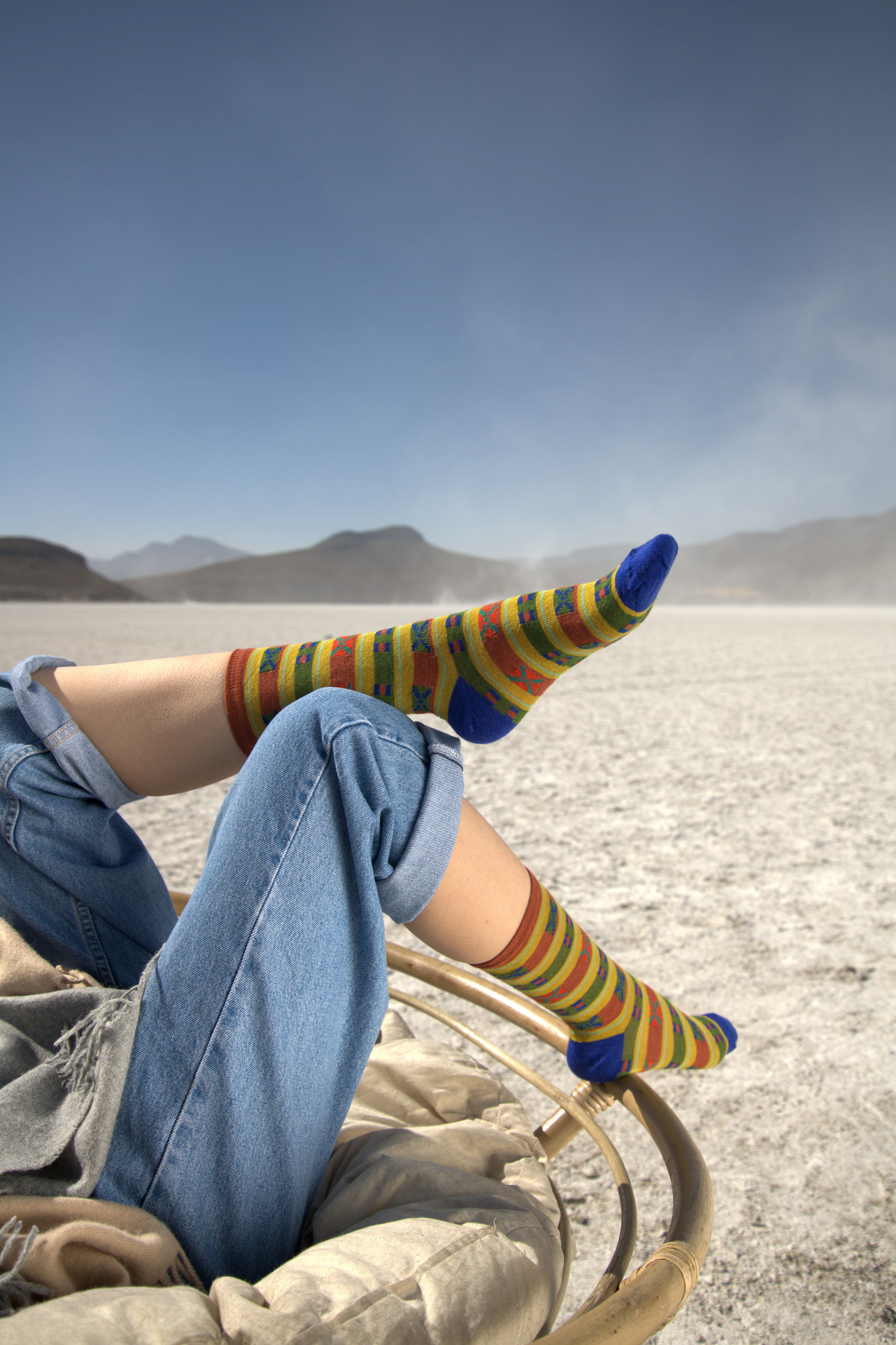 Crossed Ladies Socks – Qumpi